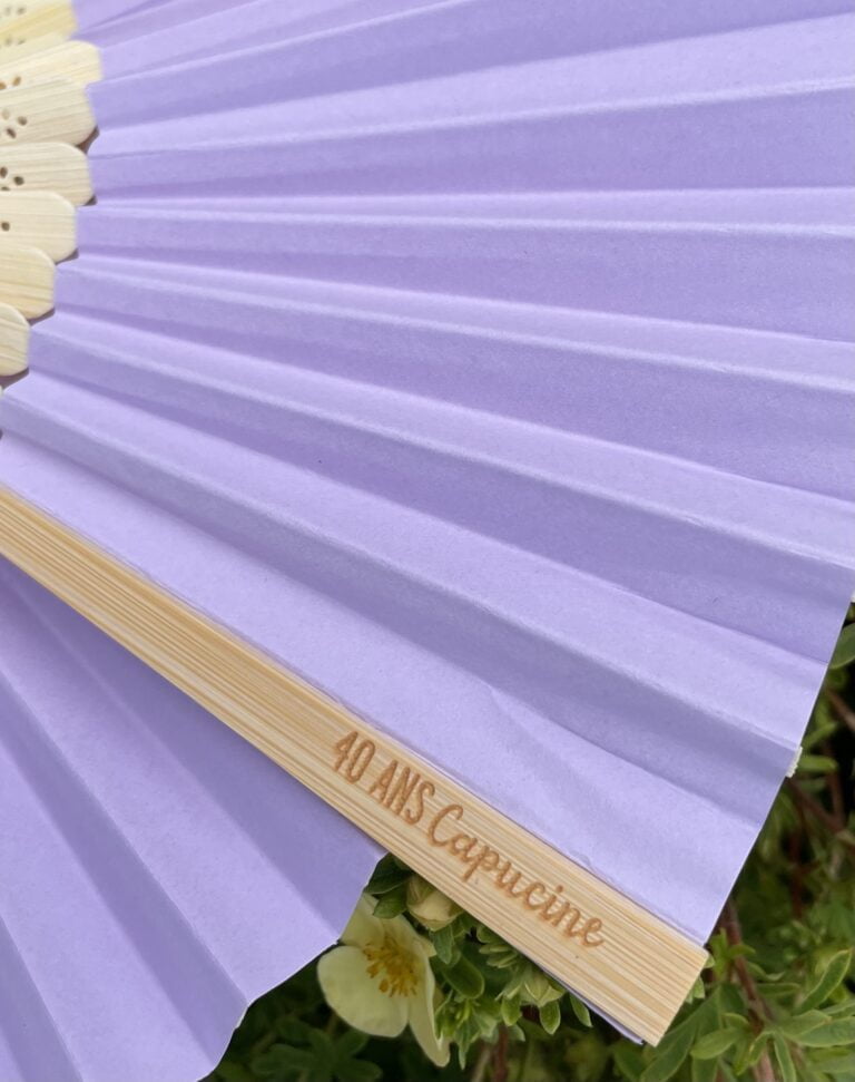 Eventail personnalisé anniversaire - Design By Hibrido